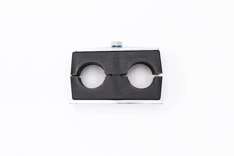 How to Use Behringer Pipe Clamps | OCS Academy Blog | ohcanadasupply.ca